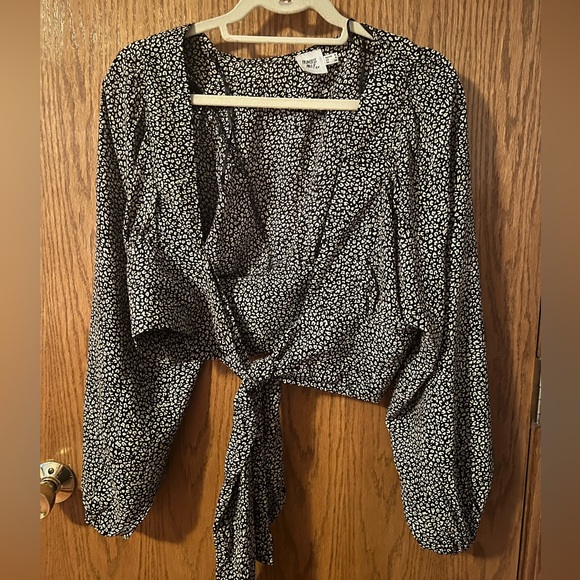 Princess Polly | Tops | Princess Polly Tie Top | Poshmark